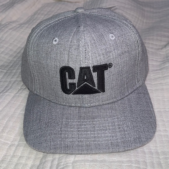 Caterpillar | Accessories | Nwt Cat Flat Brim Hat Snapback | Poshmark